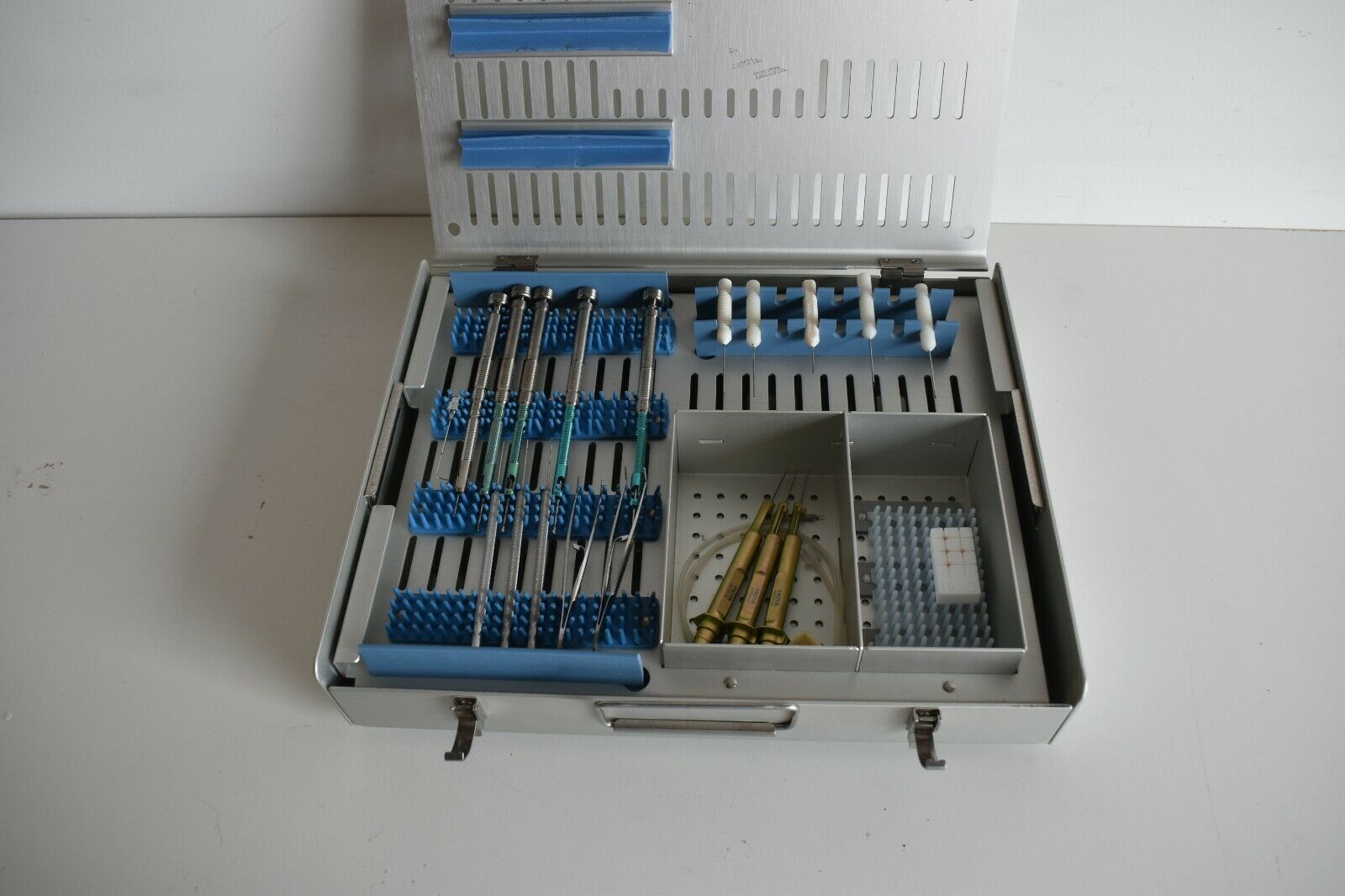 Storz Autoclave box of Ophthalmic Instrument Set AMO, Hoya, Storz [Ref